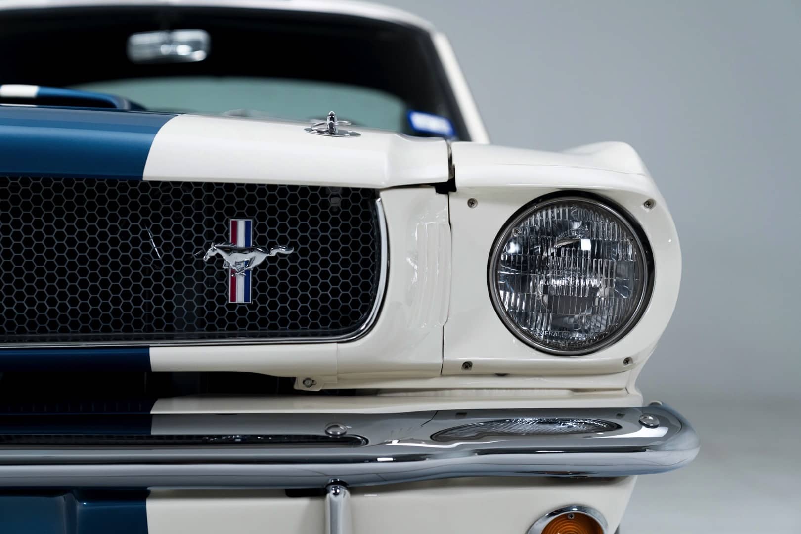 1965 Shelby GT350 Shatters $1 Million at Mecum Indy 2026 | New Auction ...